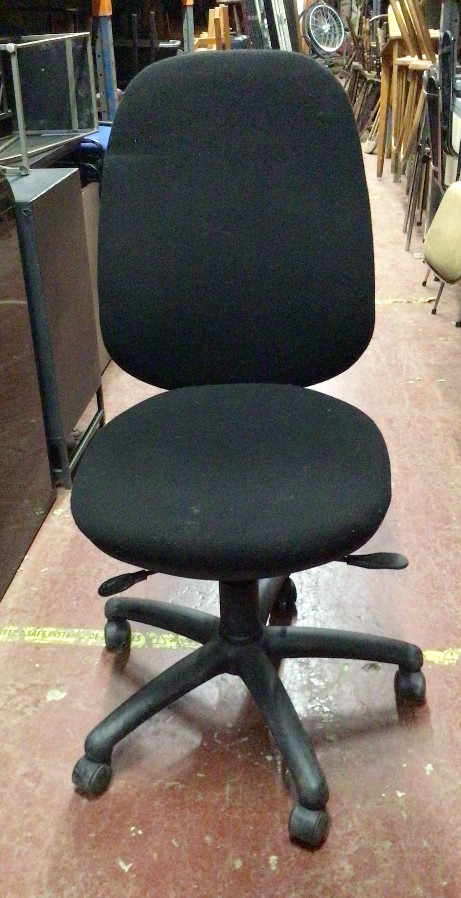 Desks and desk chairs - Celtic Prop Hire